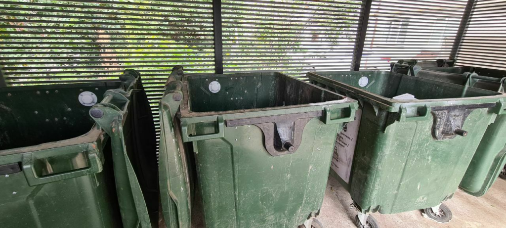 Universal garbage bin sensor - wanwave